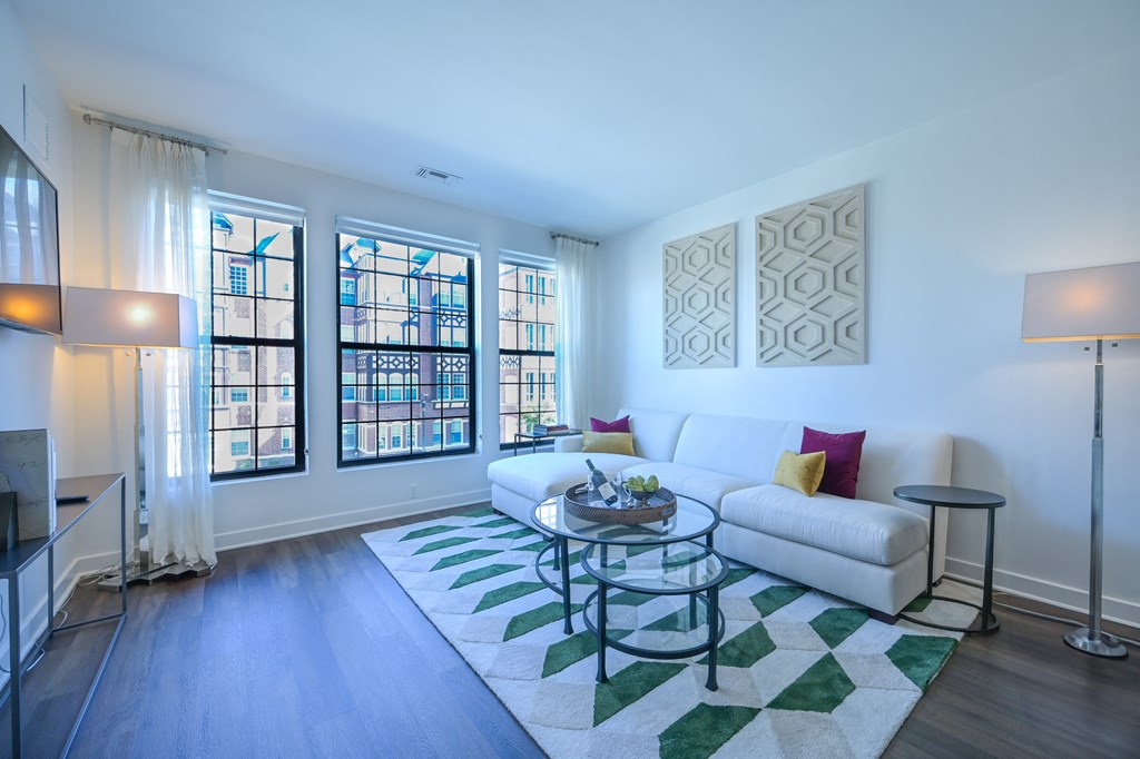 The Encore at Ingram Manor - apartments for rent in Cross Country ...