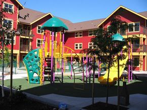 Leander Court - apartments for rent in Powellhurst - Gilbert, Portland ...
