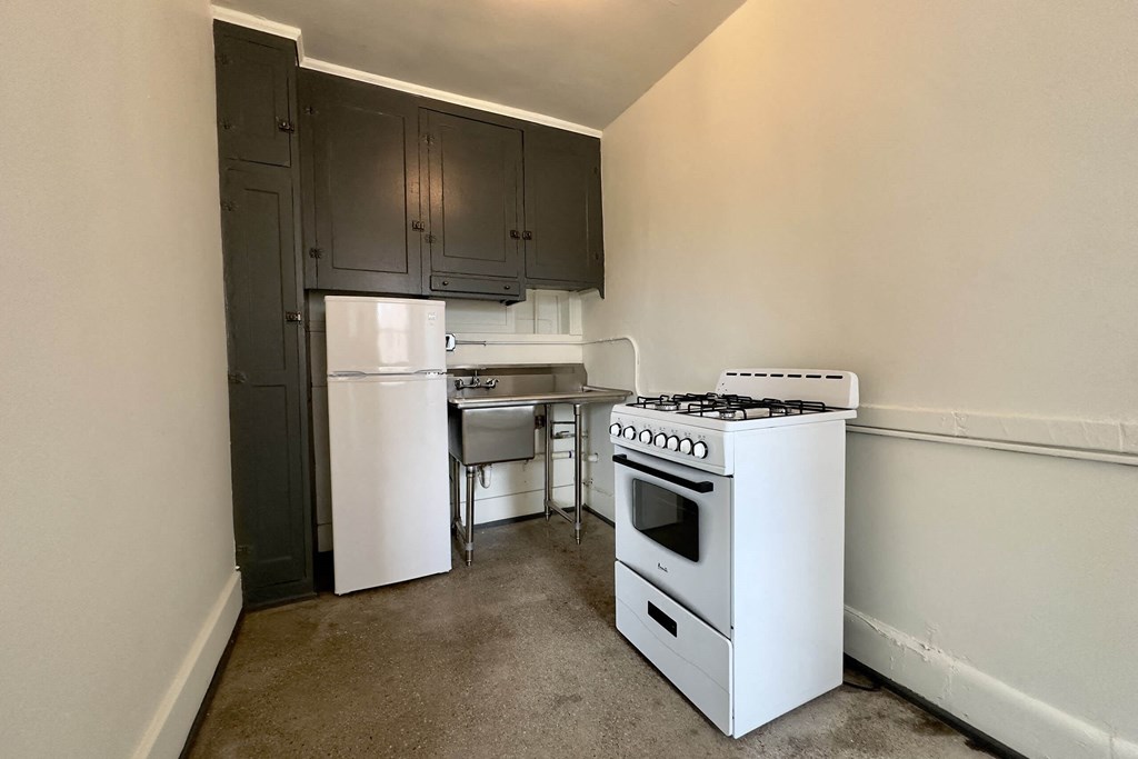 Trombley - apartments for rent in Foch, Detroit | Point2Homes