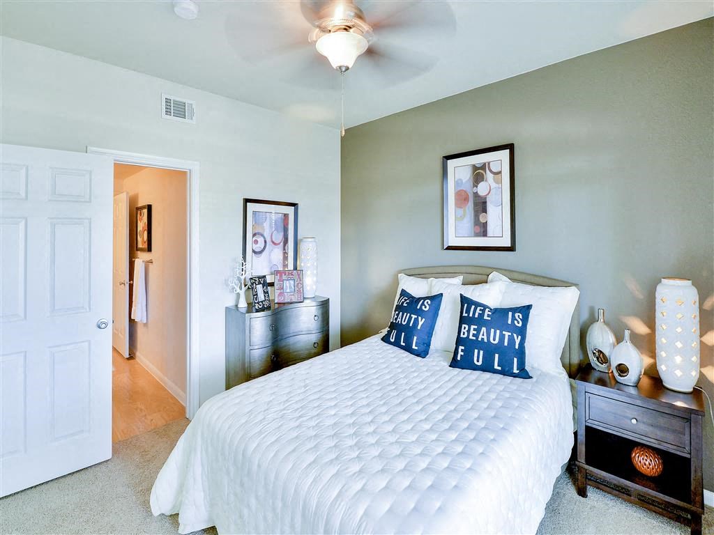 Bentley Place Apartments - apartments for rent in Bentley Wynde, Plano ...