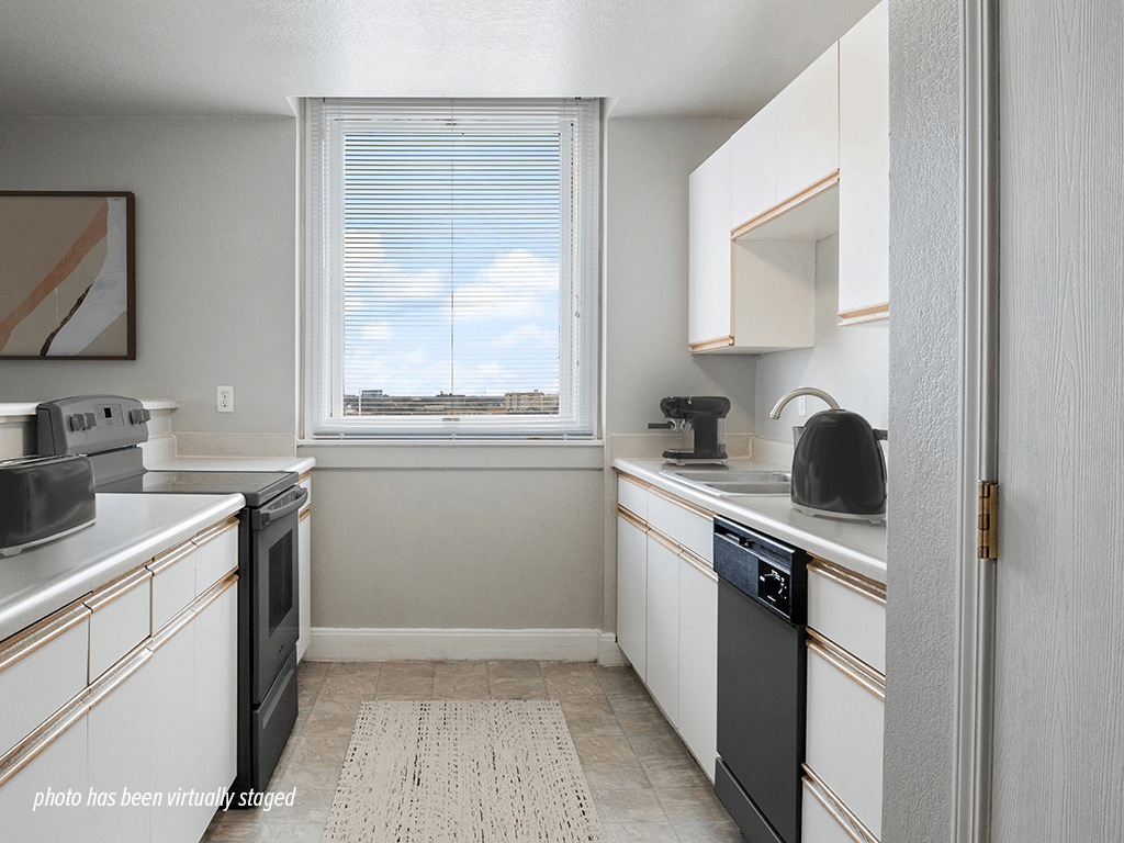 Commodore Perry Apartments - apartments for rent in Downtown Toledo ...