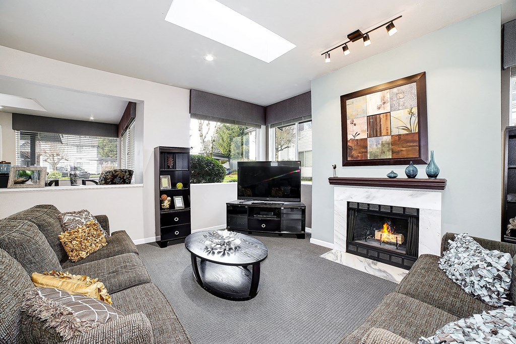 Meridian Garden - apartments for rent in Highland Crossing, Kent ...