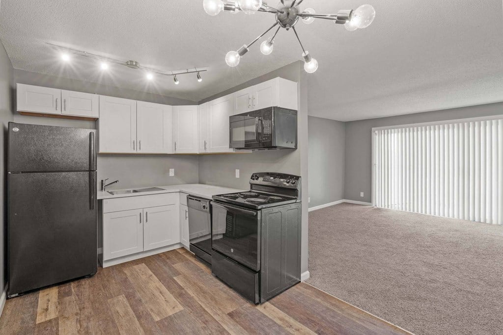 Mark One Plaza - apartments for rent in Pendleton Heights, Kansas City ...