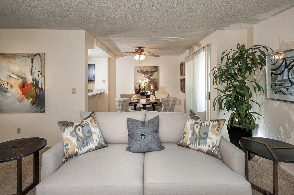 Delta Pointe Apartments - apartments for rent in South Natomas ...