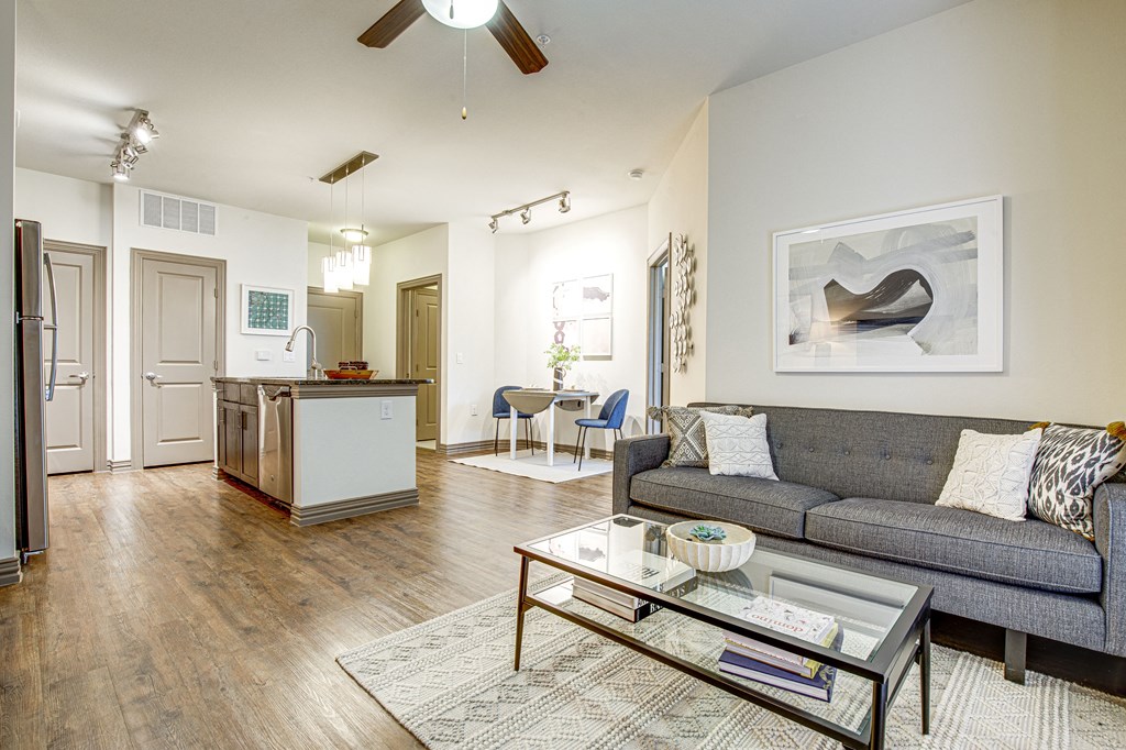 Bell Gateway Village - for rent in Turnpike, Plano - Starting at $1,240 ...