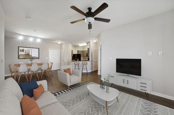 MetroPlace at Town Center - apartments for rent in Camp Springs ...