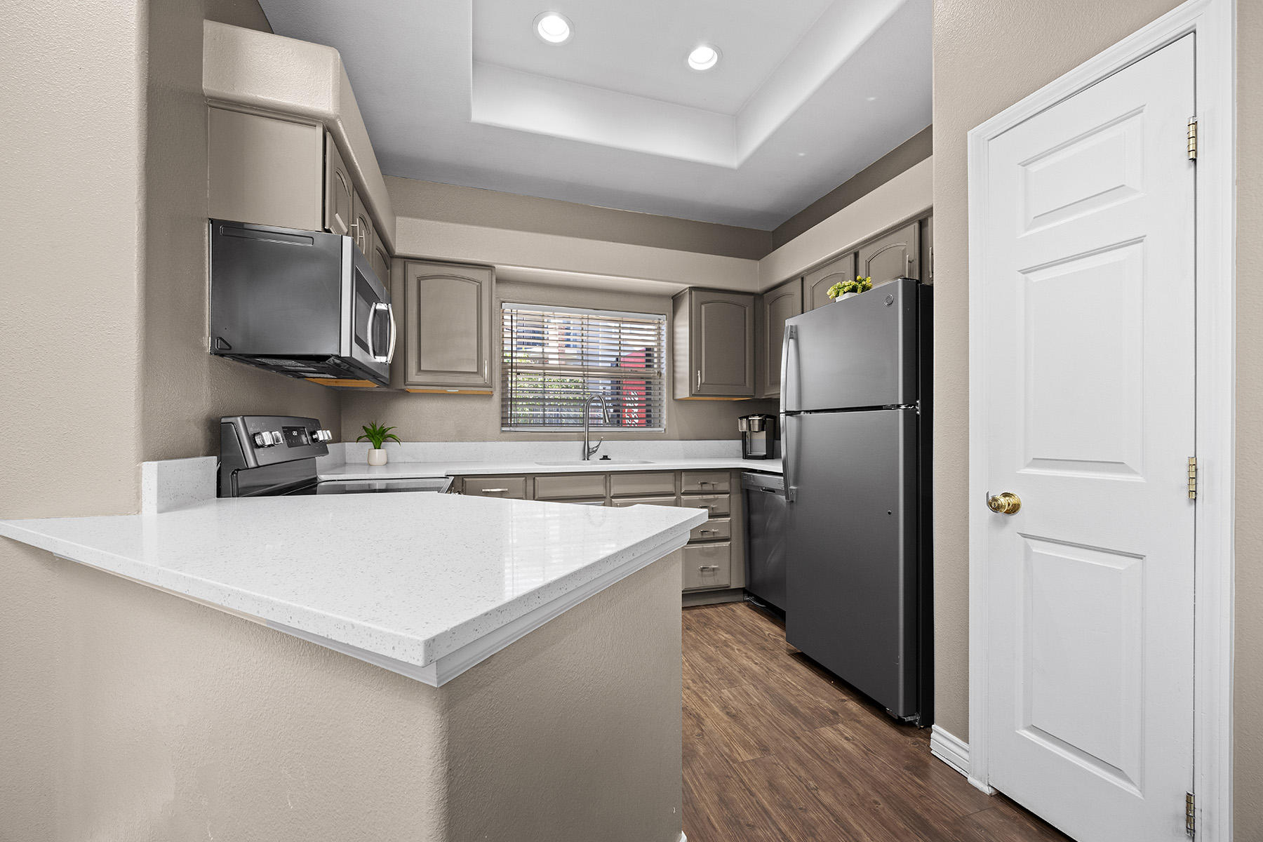 Highland Crossing and Highland Square - apartments for rent in Indian ...
