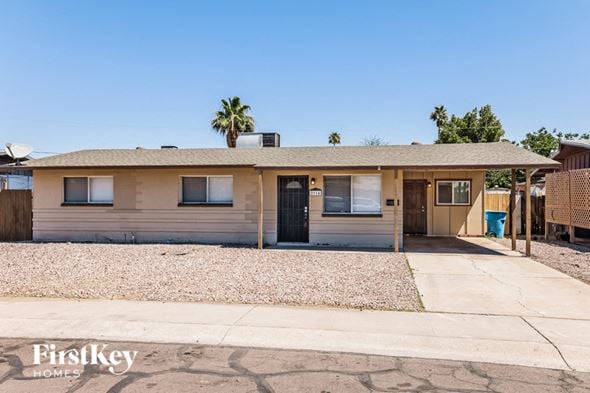 2114 W Sunnyside Dr Phoenix, AZ 85029 - house for rent in North ...