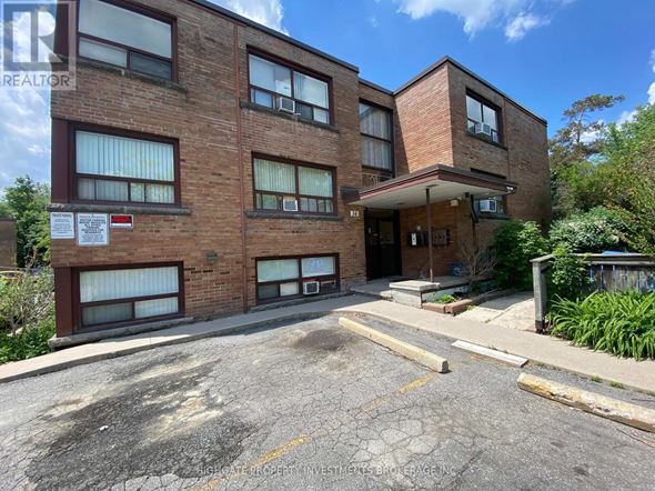 3 - 34 ERLESMERE AVENUE 3 - Multi-family for rent in Downtown Brampton ...