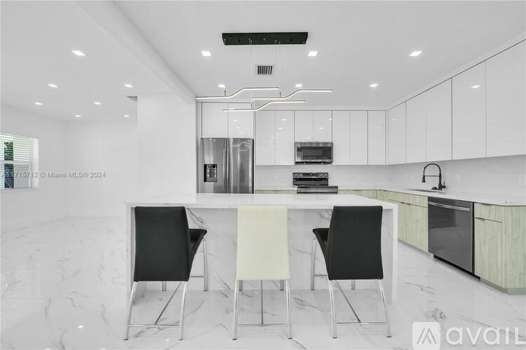 720 SW 60th Ave - house for rent in Flagami, Miami for $4,400/month ...