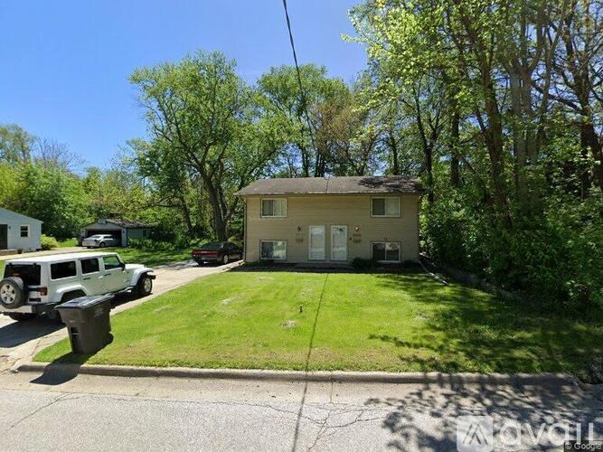 800 Broad Street, Unit 2 - townhouse for rent in Indianola Hills, Des ...