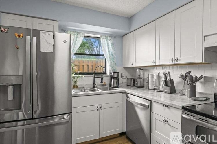 901 Riverside Dr, Unit 901 - apartment for rent in Pine Ridge ...