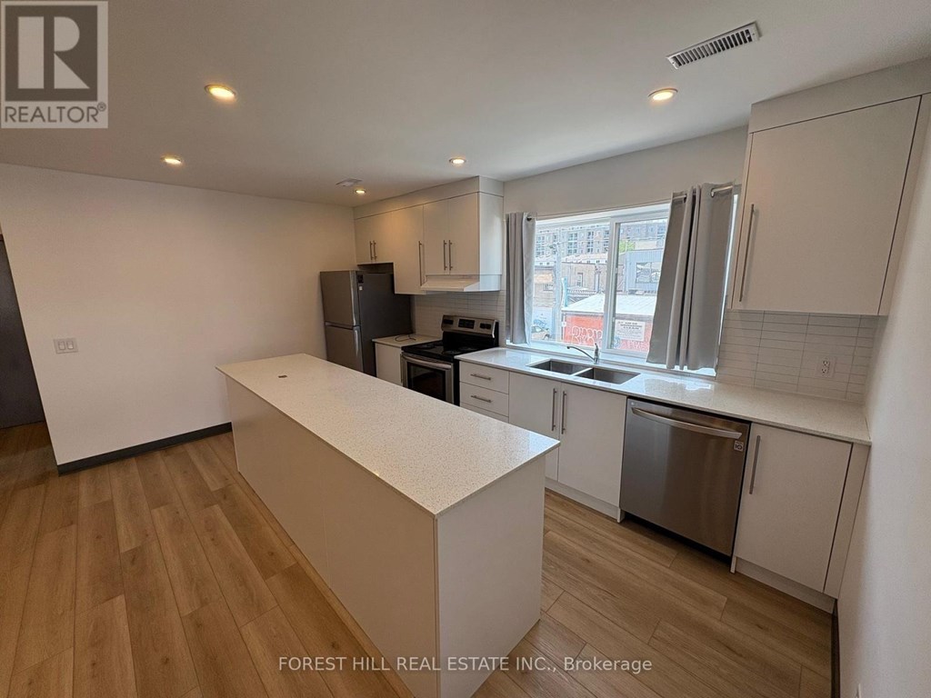 2 - 2879 DANFORTH AVENUE 2 - Rental in Danforth Village, Toronto (East ...