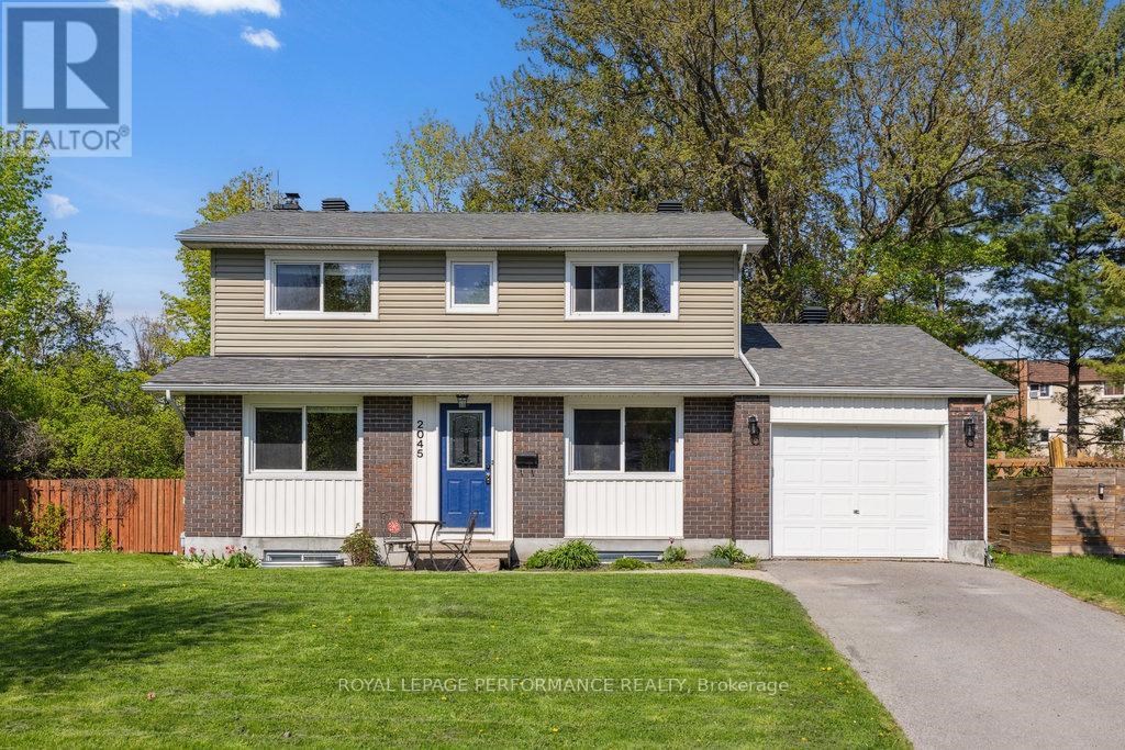 2045 DEERHURST COURT - house for rent in Beacon Hill, Ottawa for $3,000 ...