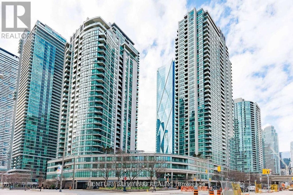 2902 - 16 YONGE STREET 2902 - condo for rent in Yorkville, Toronto ...