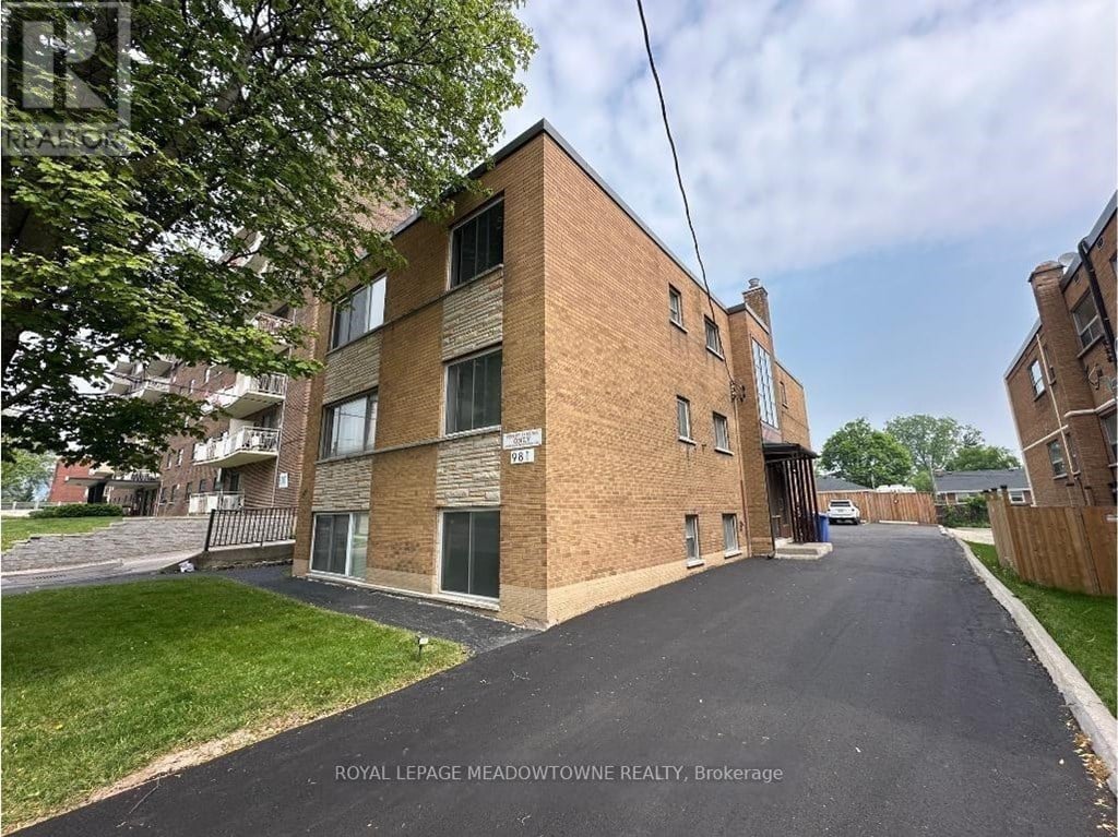 2 - 981 MOHAWK ROAD E 2 - multi-family for rent in Huntington, Hamilton ...