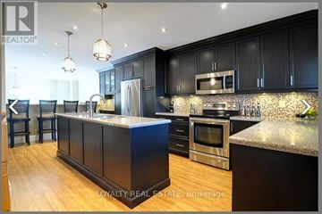 29 STEAMBOAT WAY - townhouse for rent in West Lynde, Whitby (Port ...
