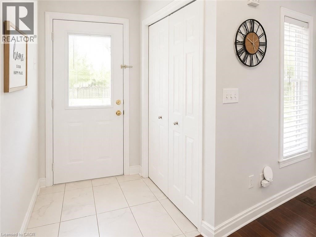 212 COLTON Circle - apartment for rent in Grand River South, Kitchener ...